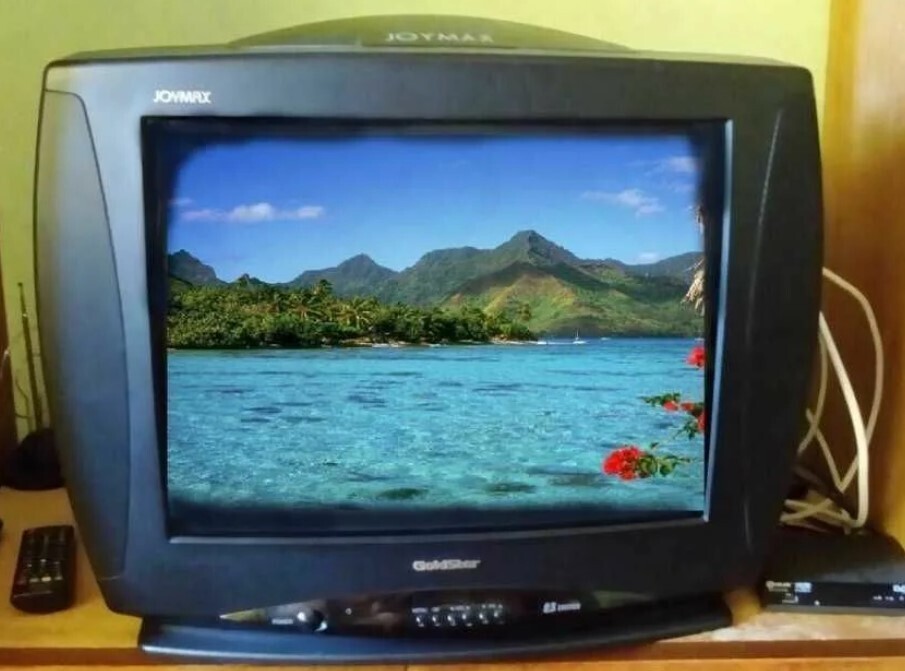 Легендарные телевизоры 90-х: Goldstar, Funai, JVC, Aiwa и Sony ...